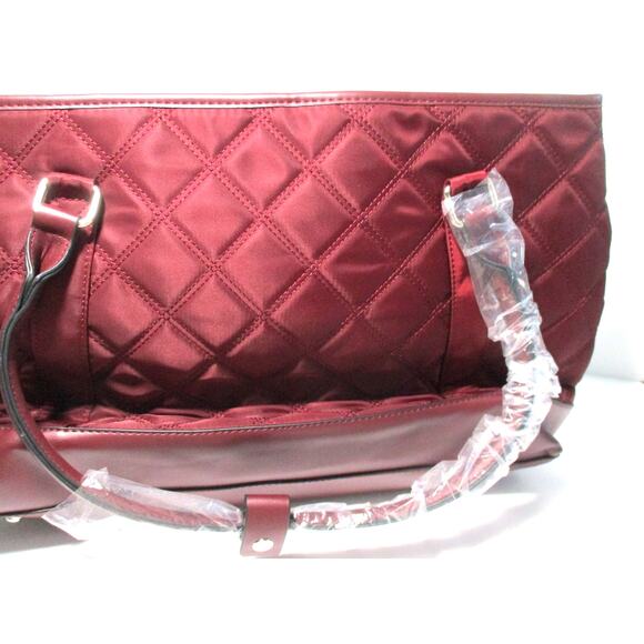 Vanessa Williams | Bags | Vanessa Williams Red Quilted Lap Top Tote Bag ...